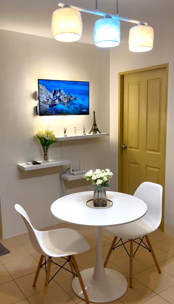 Iloilo City Cozy Budget Staycation For Family - Iloilo City