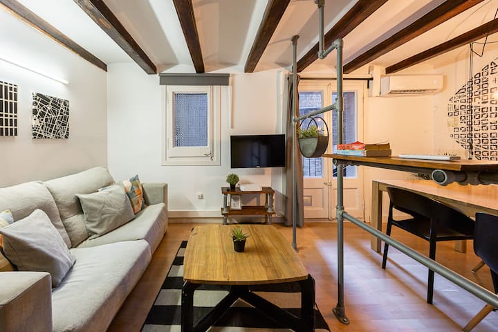 Cozy Hideaway In Eixample - Barcelone