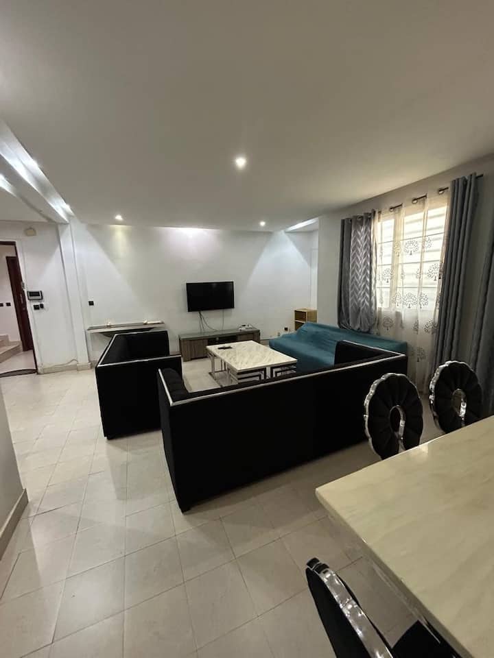 Clean Spacious& Very Accessible - Dakar