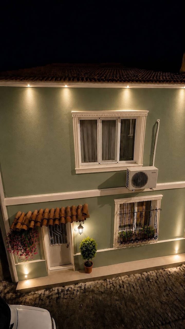 Bir Demet Konukevi - Ayvalık