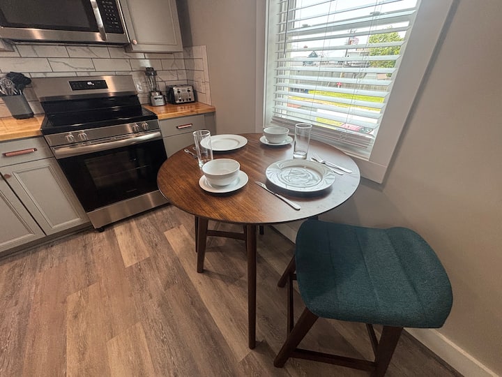 Cozy Retreat Just Steps From The Waterfront. - Morehead City, NC