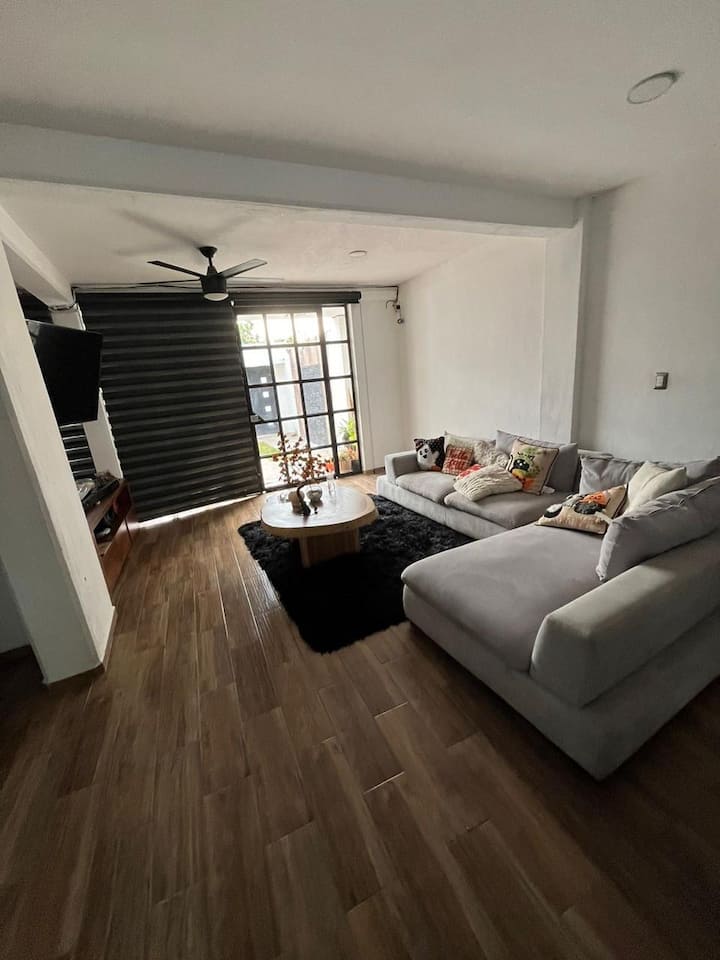 Casa Nogal Con Alberca - San Juan del Río