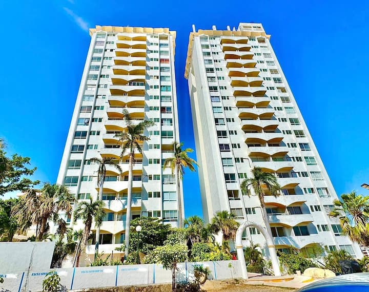 Departamento Frente A Caleta Con Vista Increíble - Acapulco