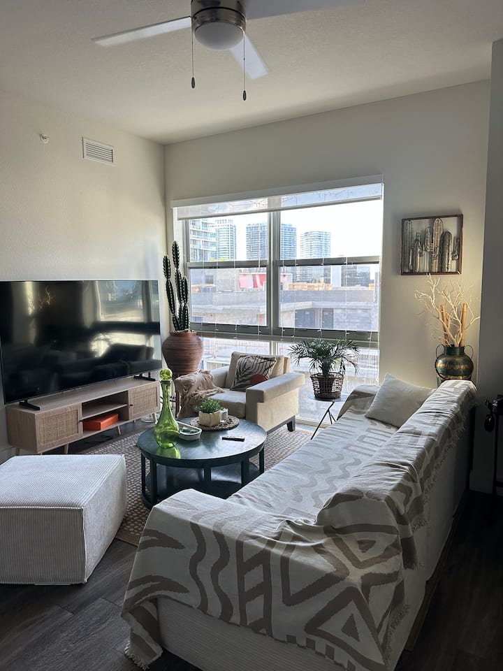 Edgewater Luxe 1br - Miami