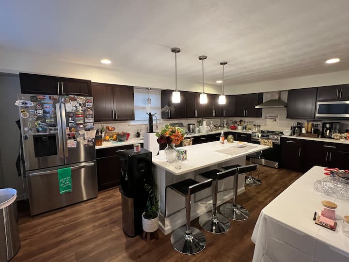 Roanoke Stay - Roanoke, VA