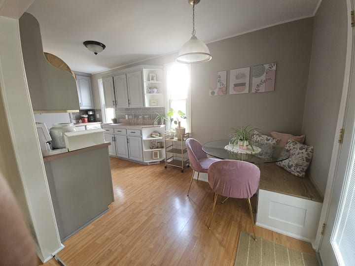 Blue Birch House - Goderich