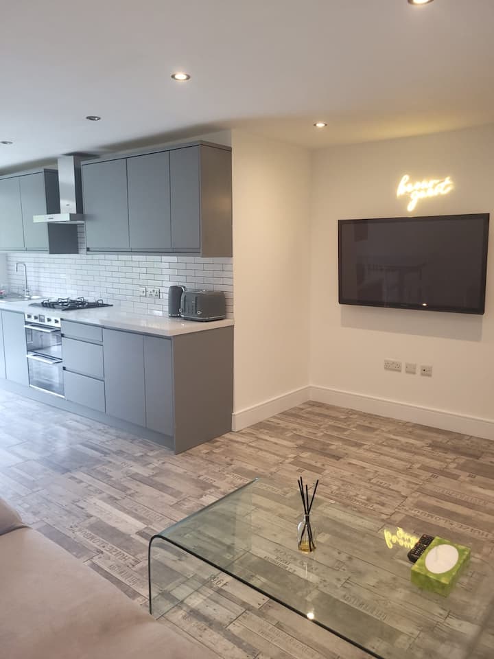 Convenient City Apartment - Manchester