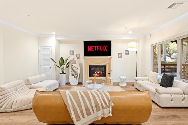 Modern Getaway | Cozy Design - Pasadena