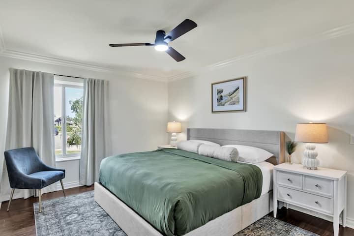 King Bed, Large Backyard, Safe Neighborhood - Brea, CA