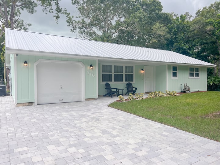 New Coastal Getaway! - Sebastian, FL