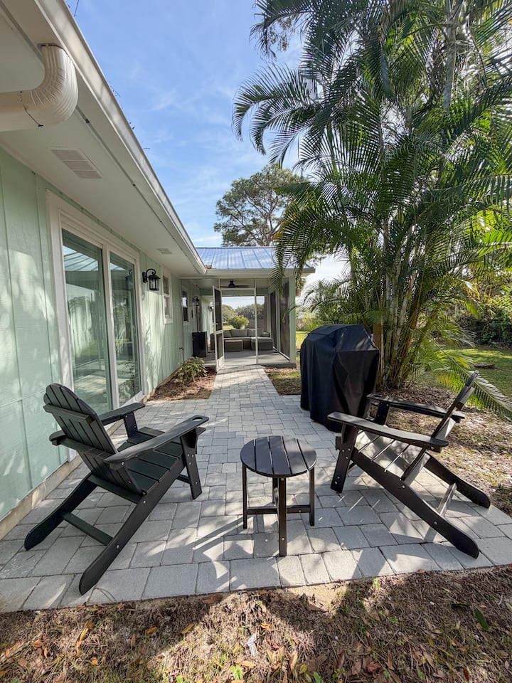 New Coastal Getaway! 15 Mins To Wabasso Beach - Sebastian