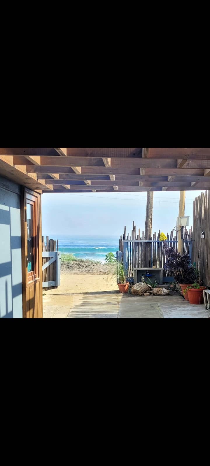 Casa Miramar,
Disfruta Tu Estadía Frente Al Mar. - Pichilemu