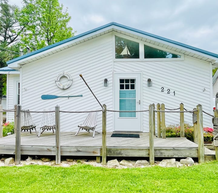 Walker's Landing By Presque Isle - Millcreek Township, PA