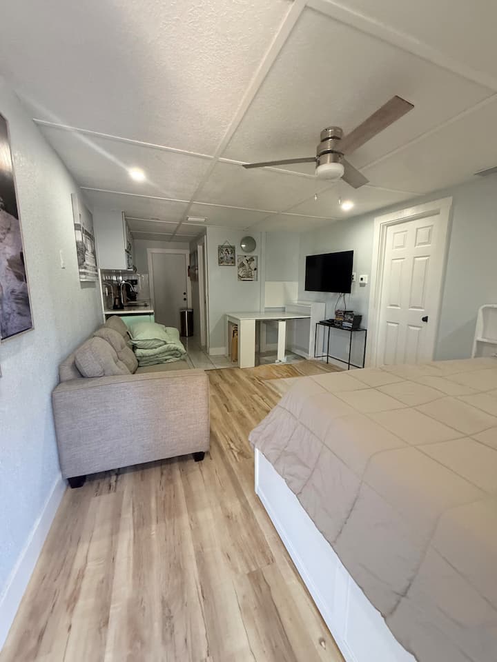 Near Img/beach •Budget Friendly •Cozy - Bradenton