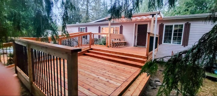 The Enchanted Cottage Retreat - Parksville