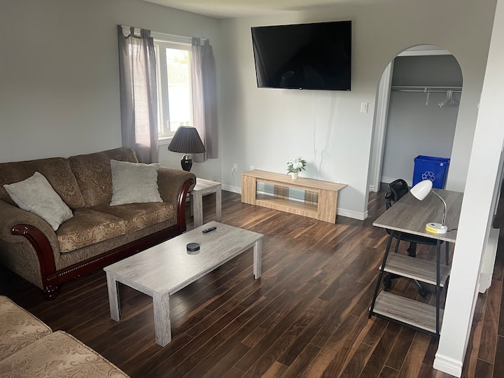Townview Three Bedroom Apartment - Stephenville