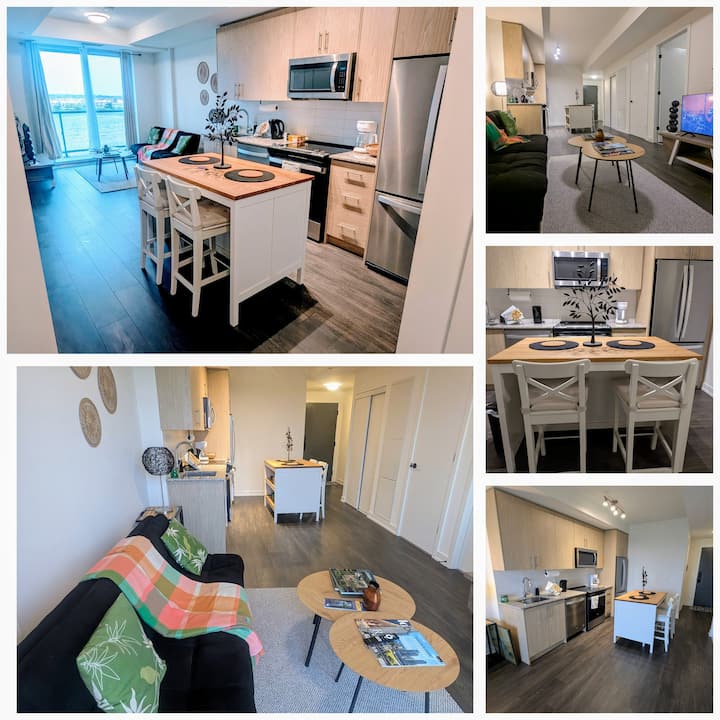 Guest Favorites Oakville Condo | Modern & Stylish - Oakville
