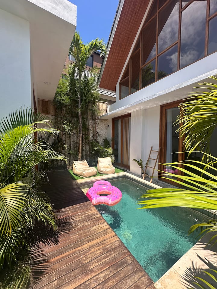 Private Pool 2-br Villa In Seminyak - Denpasar