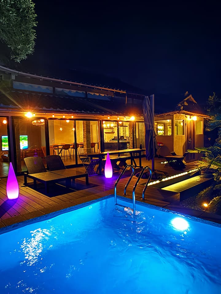 Iguana Villa ビーチから30秒で最高!プライベートプール、サウナ、ジャグジー、bbq - 南房総市