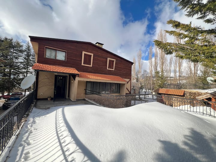 Cedars Family Lodge - Lebanon