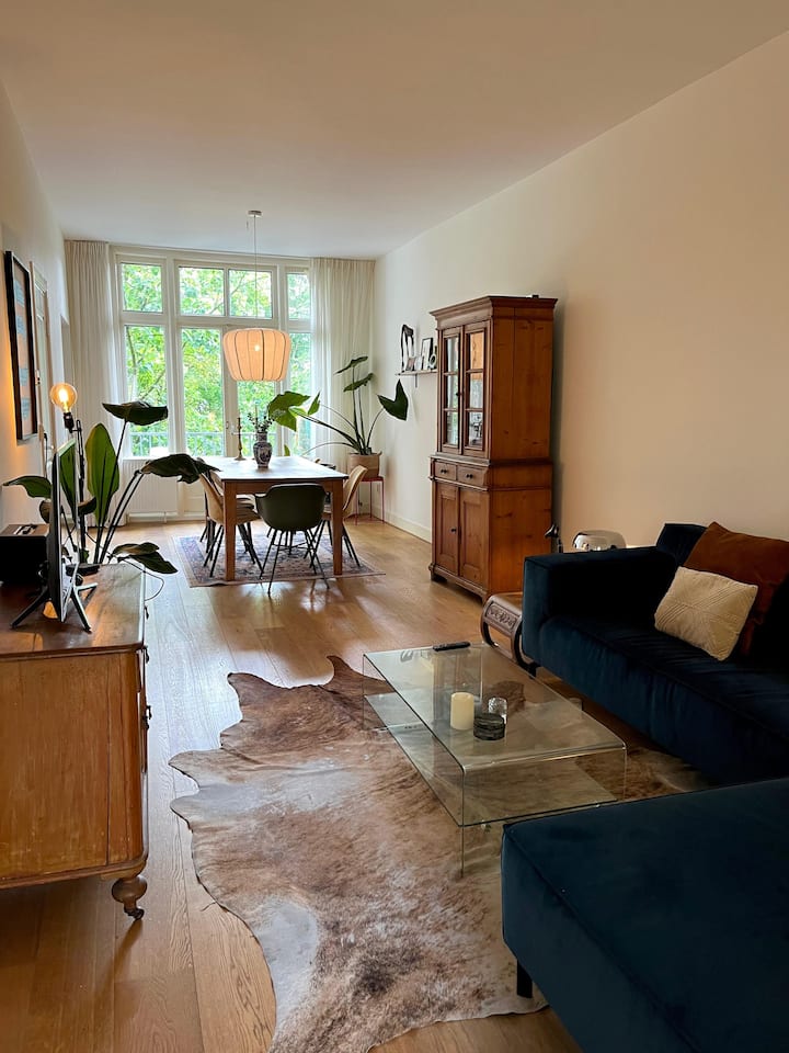 Ruim En Licht Appartement - Amsterdam