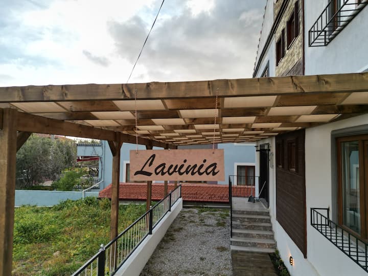 Denize Ve Bozcaadaya Yakın - Ezine