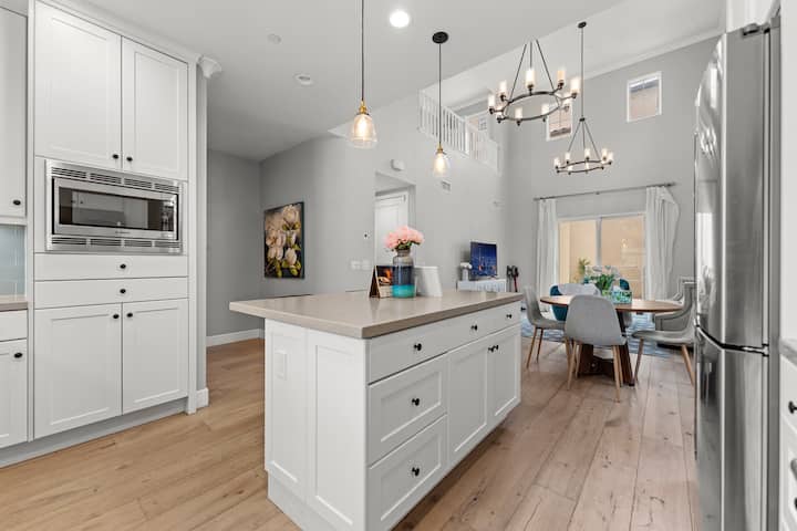 Irvine 3b3.5b Single Home - 미션비에호