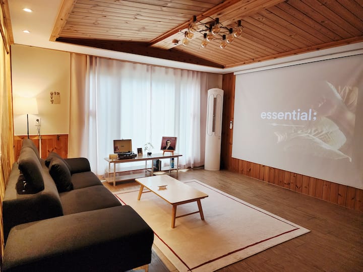 베띠 인 애월 102 대형 스크린 - Jeju