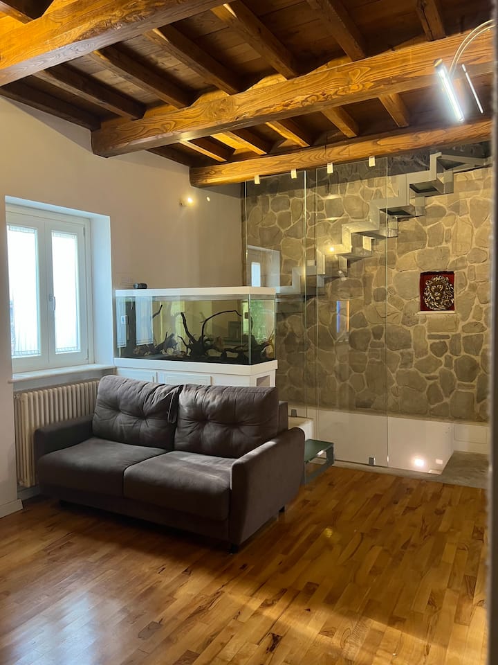 Solaria: Bilocale Moderno Con Terrazzo - Tivoli