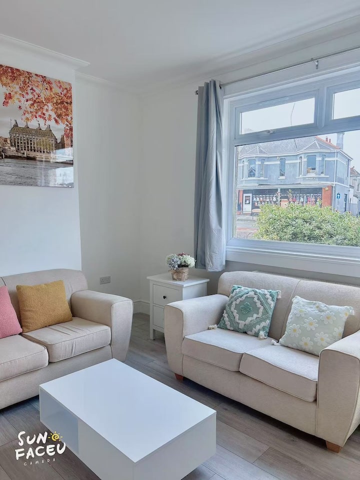 Peaceful 3-bedroom Home! - Plymouth
