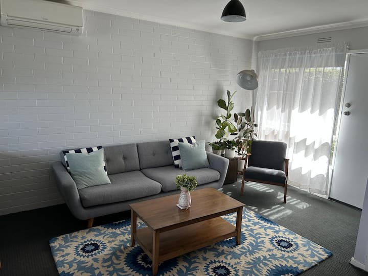 Highton Unit - Geelong