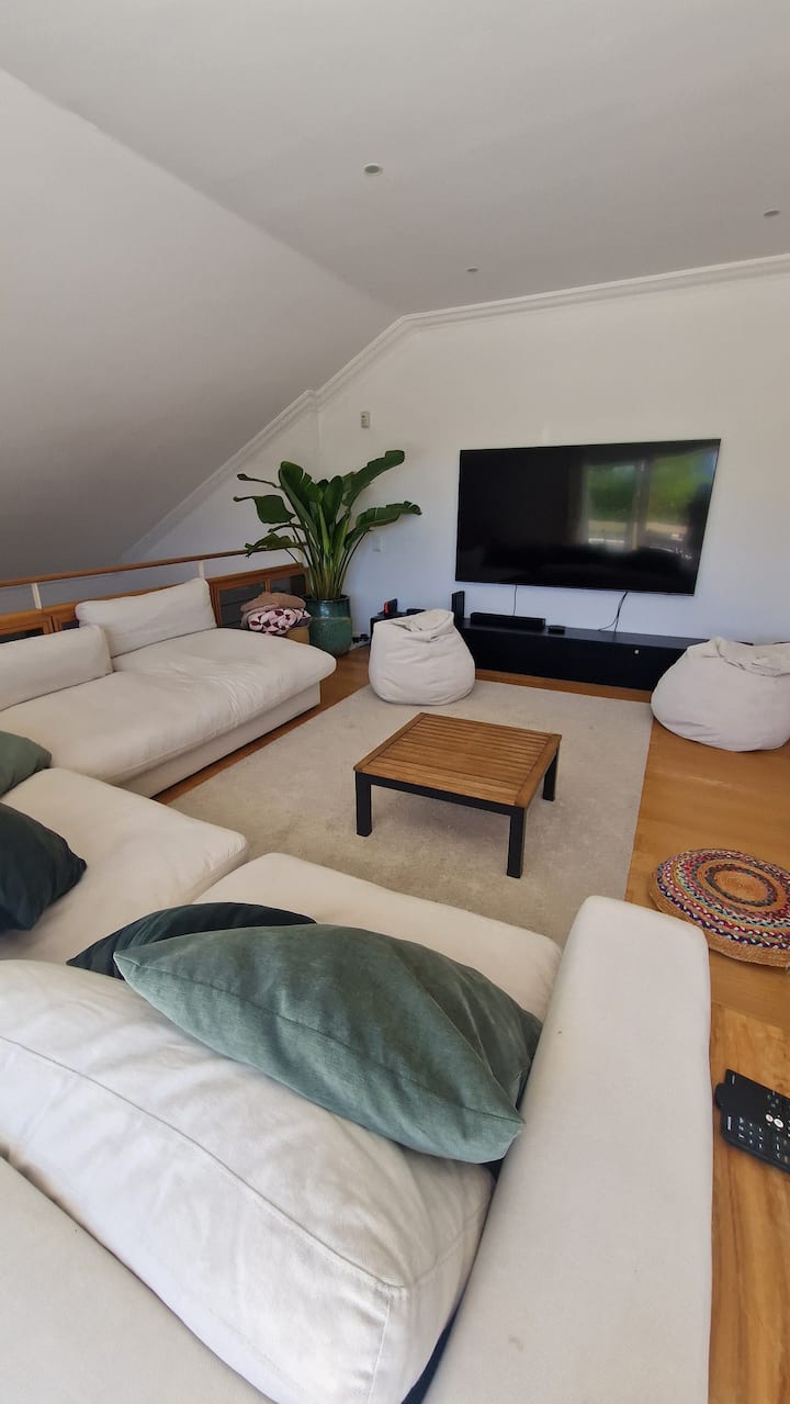 Linda Casa Com Piscina - Cascais