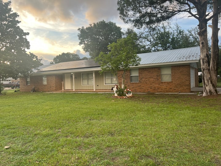 Feel Like Home Even You Are Away - Crestview, FL