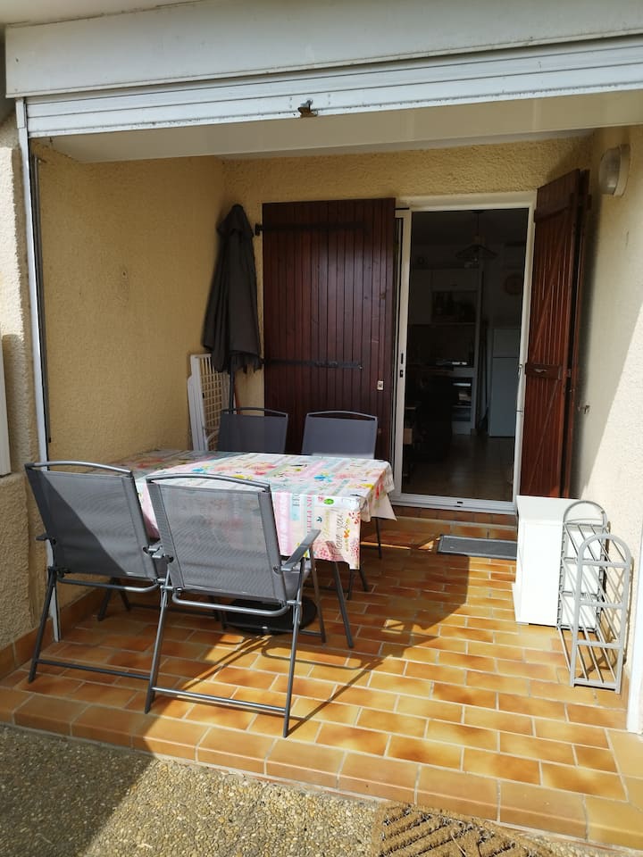 Loue T2 Cabine Rez-de-chaussée - Marseillan