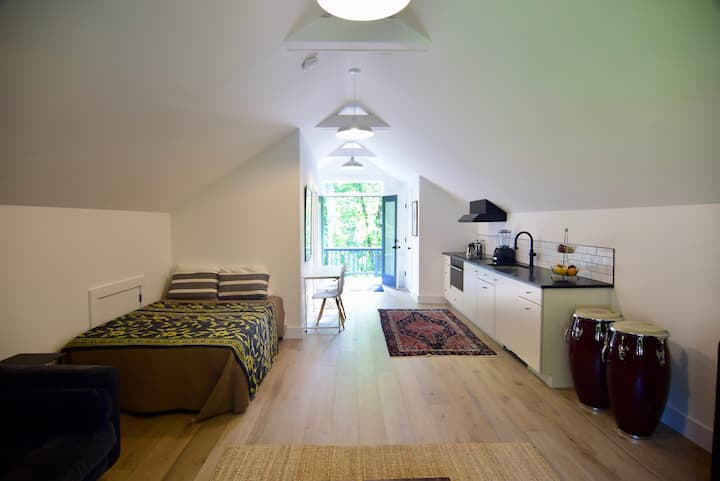 The Guesthouse - Redding, CT