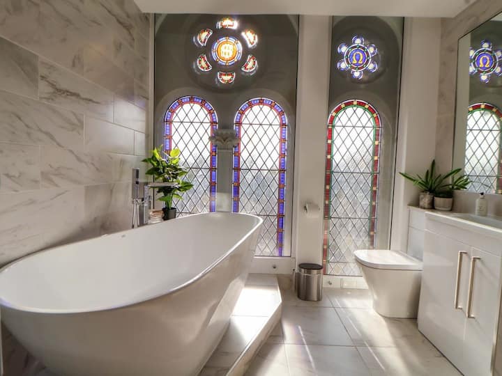 The One, Penthouse Apt Within A Converted Chapel - Chester