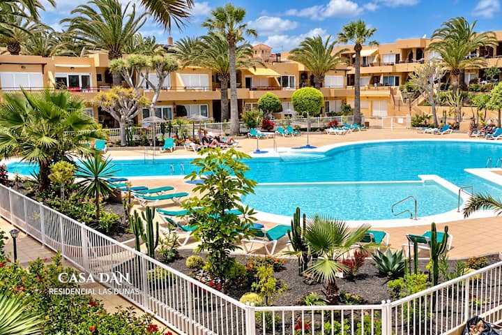 Casa Dan "Pool Views & Excellent Garden Terrace" - Corralejo