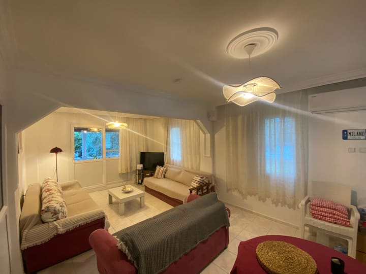 Dikili'de Denize 400 Metre Villa - Dikili