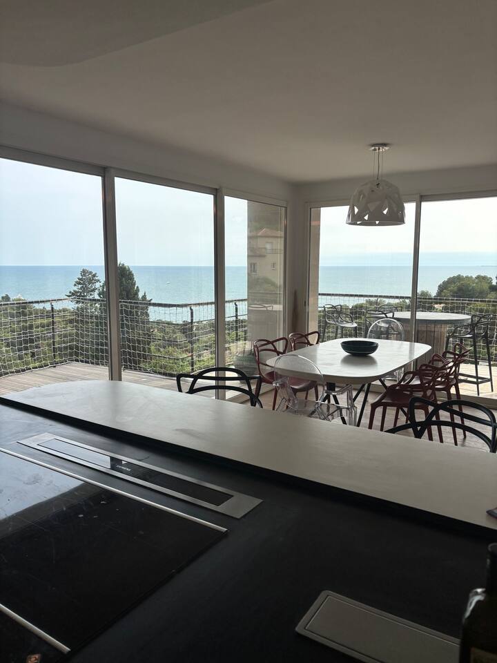 Suite De 50 M 2 Avec Vue Mer ! - Sète