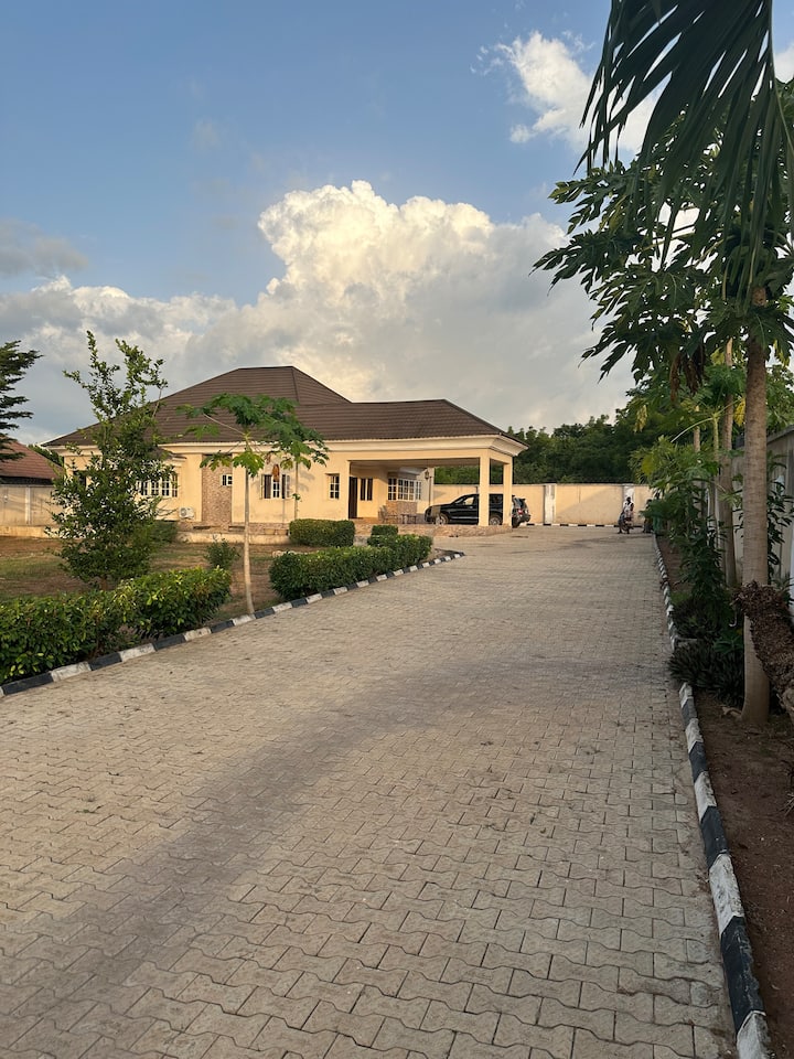 Homely 3 Bedroom In Offa Gra - Nigeria