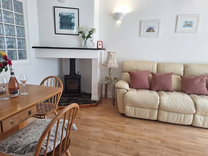 Beautiful Detached Cottage 50m To Mousehole Beach - マウスホール