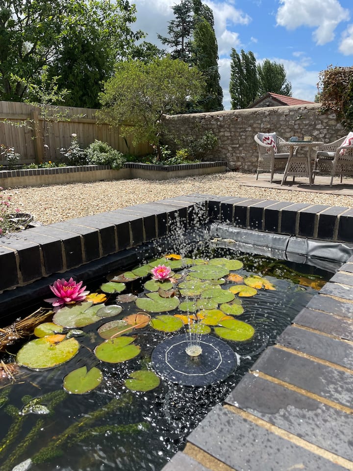Lodge In Somerset Next To Devon And Dorset Border - Crewkerne