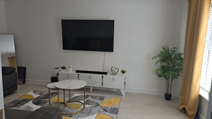 Cosy New Built Accomodation - Hull