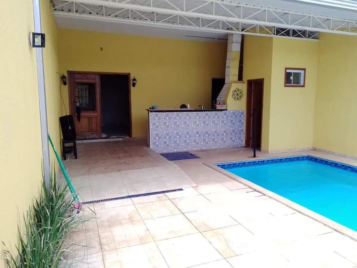 Casa  Com Piscina Mobiliada - Itapetininga