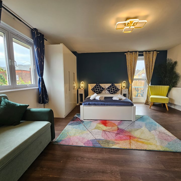 Tower Bridge, Flat With Balcony - London