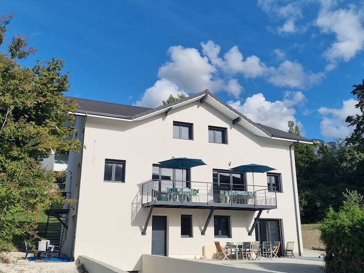 Gîte De Groupe Pour 1 à 23 Personnes Aix-les-bains - Aix-les-Bains