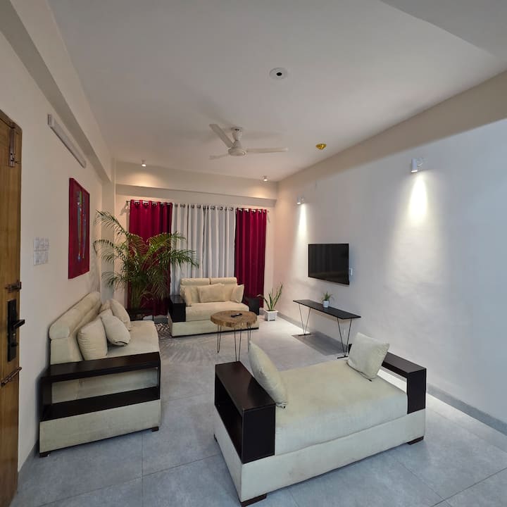 Elegant 3 Bedroom Ac Apartment At Basundhara R/a - Dhaka