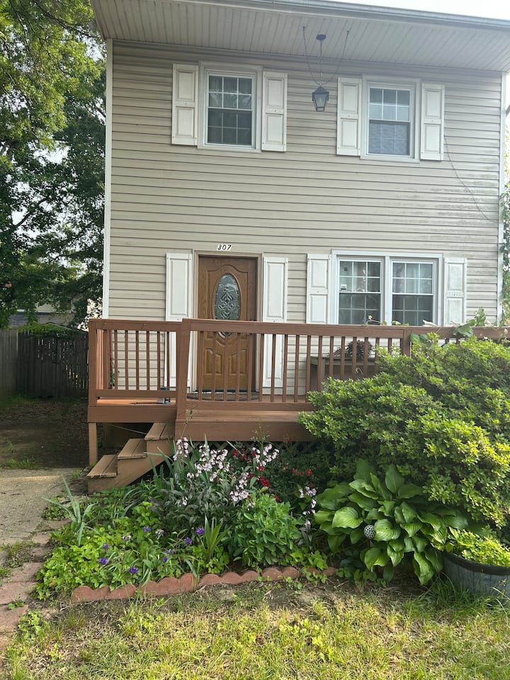 Charming 3-bedroom House By The Bay - Maryland