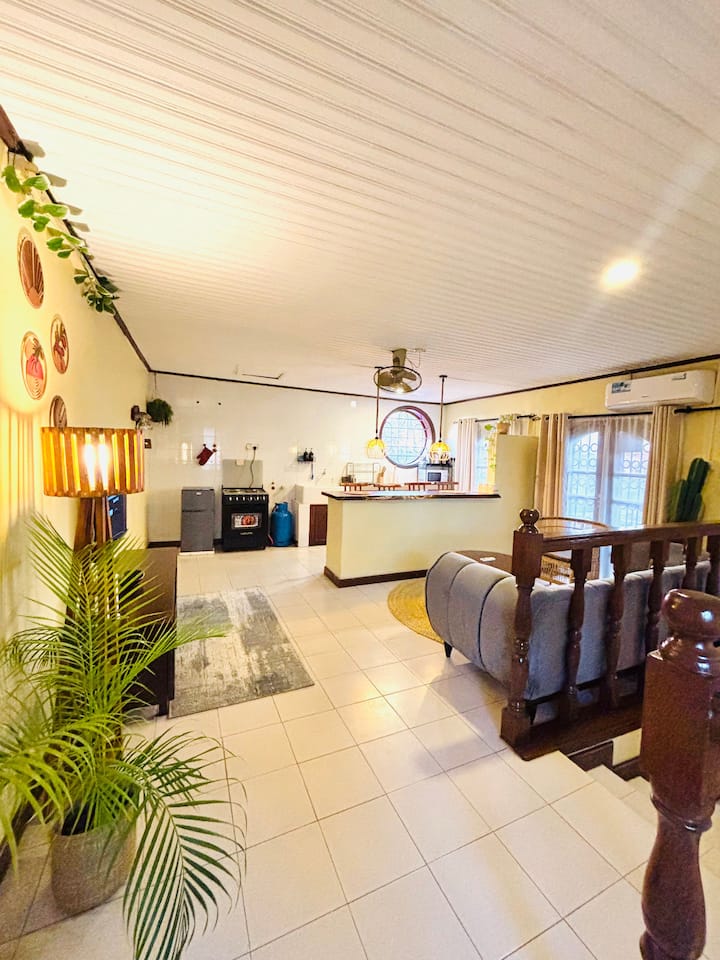 Minzi Homes: Sunset View Spot- 2 Bedroom Apartmnt - Dar es-Salam