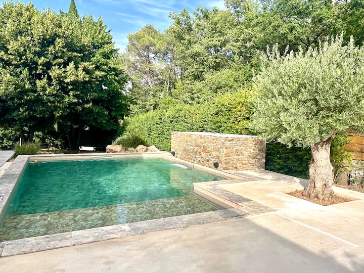 Magnifique Villa Au Calme Avec Piscine Et Clim - Nans-les-Pins